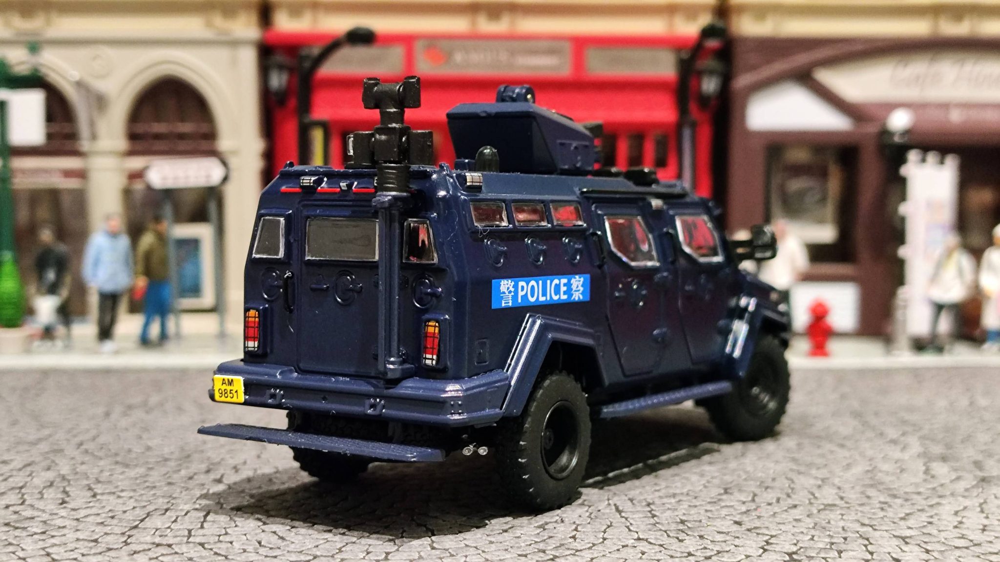 劍齒虎 - ARTOYS Hong Kong Police Force's Armoured Sabertooth - HKTOYCAR 手推車