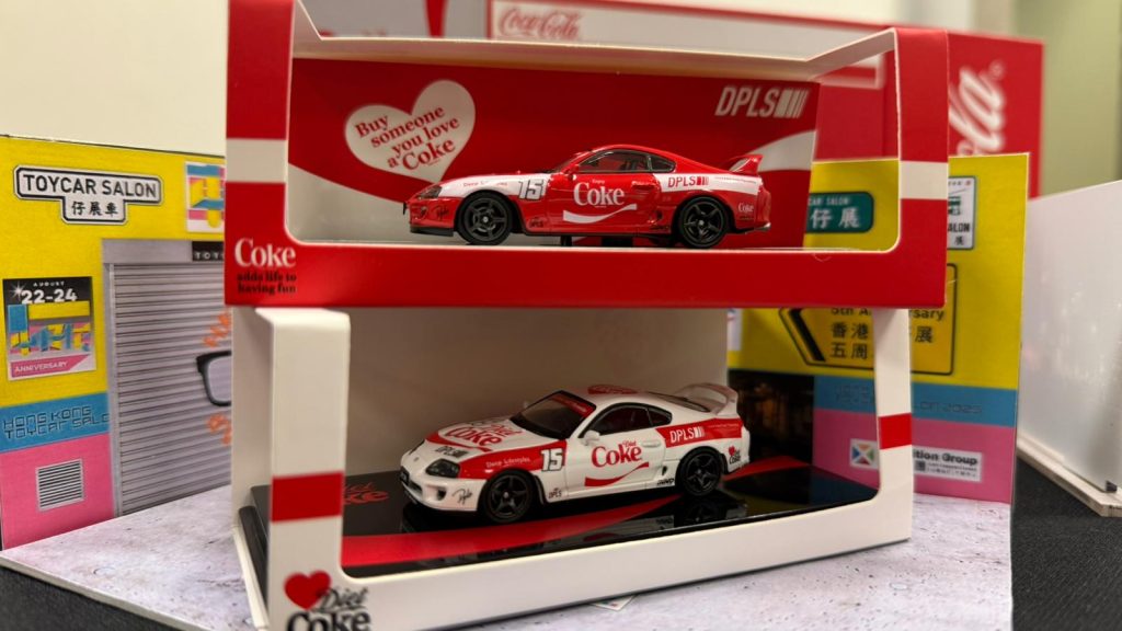 潮品與車仔擦出火花 - DPLS x INNO Toyota Supra A80 可口可樂Box Set - HKTOYCAR 手推車